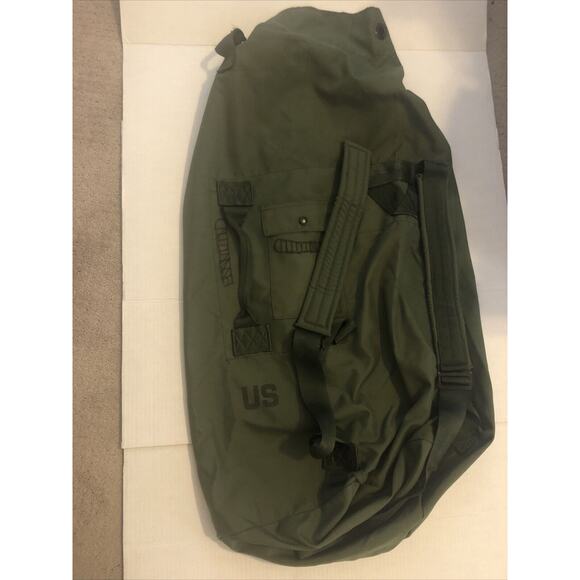 Genuine US Military USGI | Bags | Military Duffle Bag Od Green Nylon Sea Bag Carry Straps Army ...